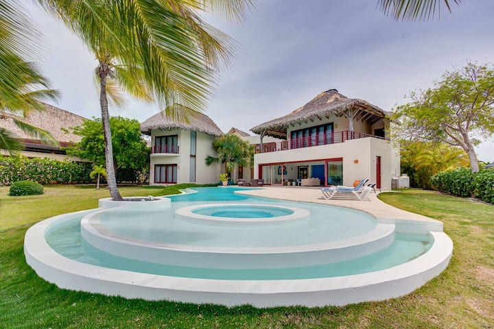 Las Iguanas Golf View Villa | Free Chef! - Punta Cana