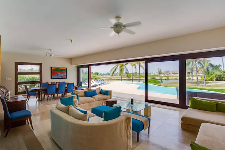 Las Iguanas Golf View Villa | Free Chef! - Punta Cana