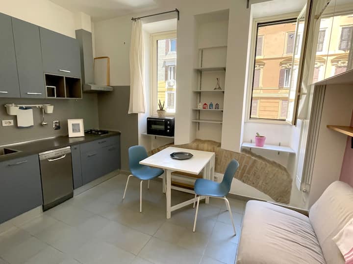 Cozy Apartment In Front Of Vatican! - Vatican City