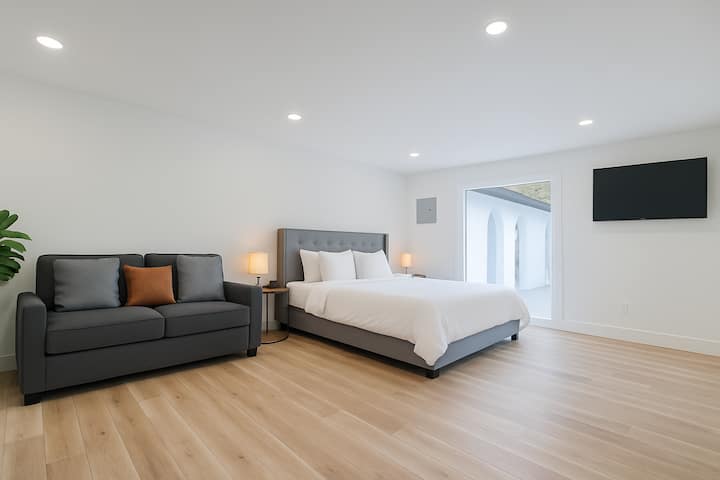 Wildwood Studio Your Stylish Nature Escape Awaits! - Safety Harbor, FL