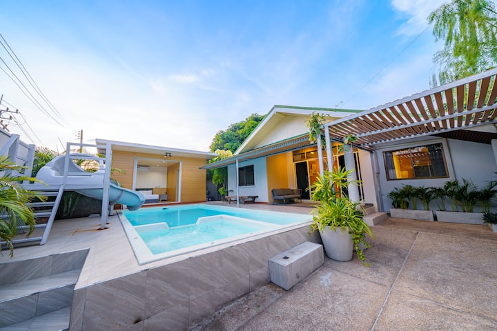 Cozy Garden, Center Pattaya Beach ราคารวมไฟฟ้าแล้ว - パッタヤー