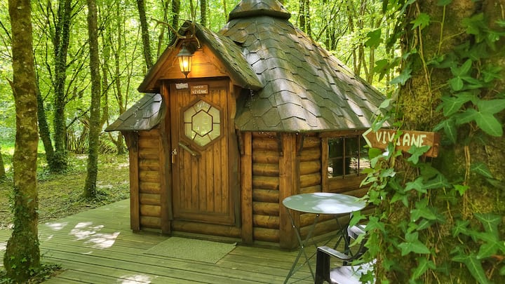 Kota (Cabane En Bois) Dans La Forêt De Brocéliande - Paimpont