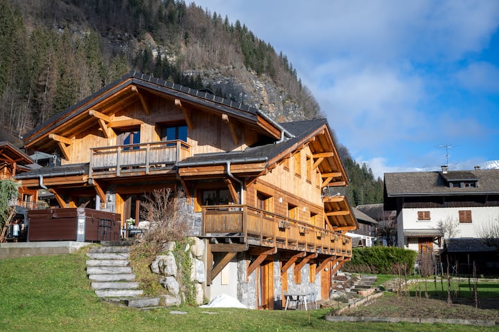 4 Bedroom Chalet, Nr Morzine Centre, Sleeps 8-9 - Avoriaz