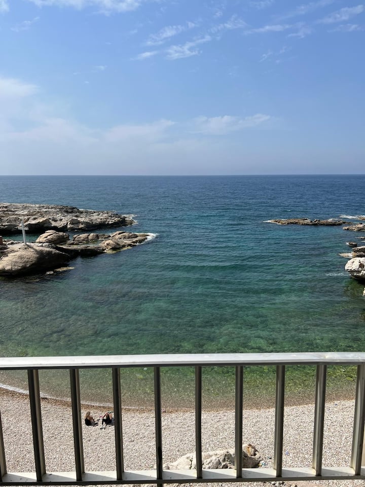 Meena Marina 1 - Flagship Beachfront & Sea View - Libano