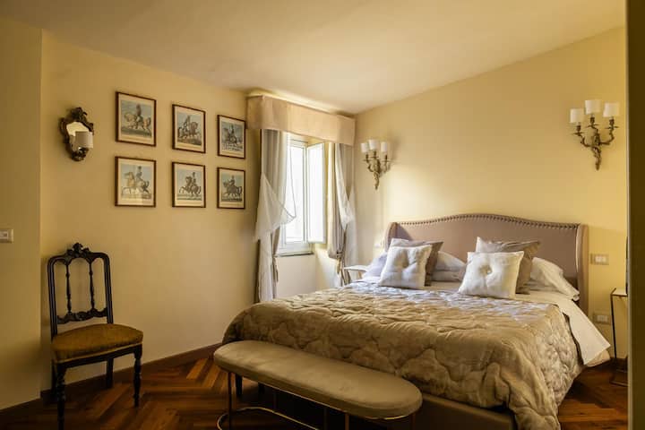 Room At Palazzo Lari Sarzana - Sarzana