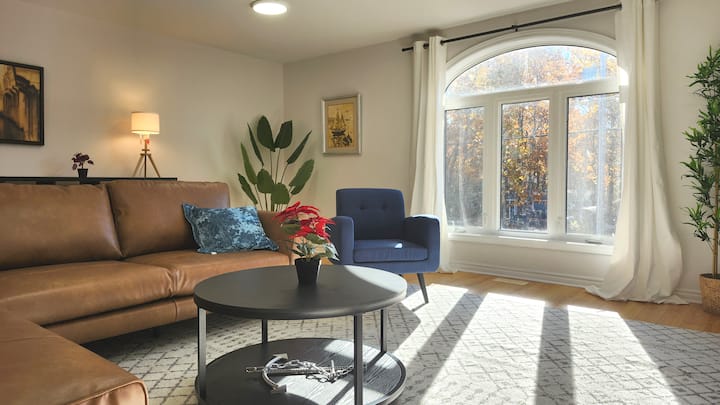 Luxury Retreat In Constance Bay With Private Beach - Ottawa