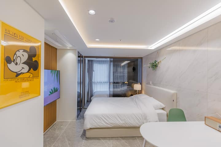 Wecostay Gangnam (Studio 3 People_3) - Seoul