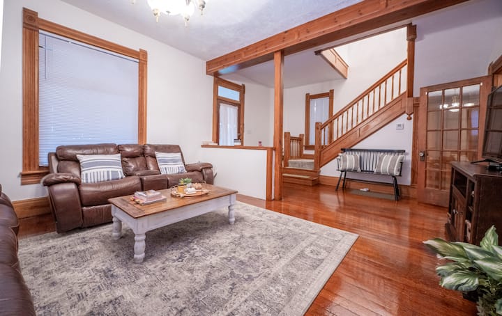 Mena 3 Bed 1895 Charm - Mena, AR