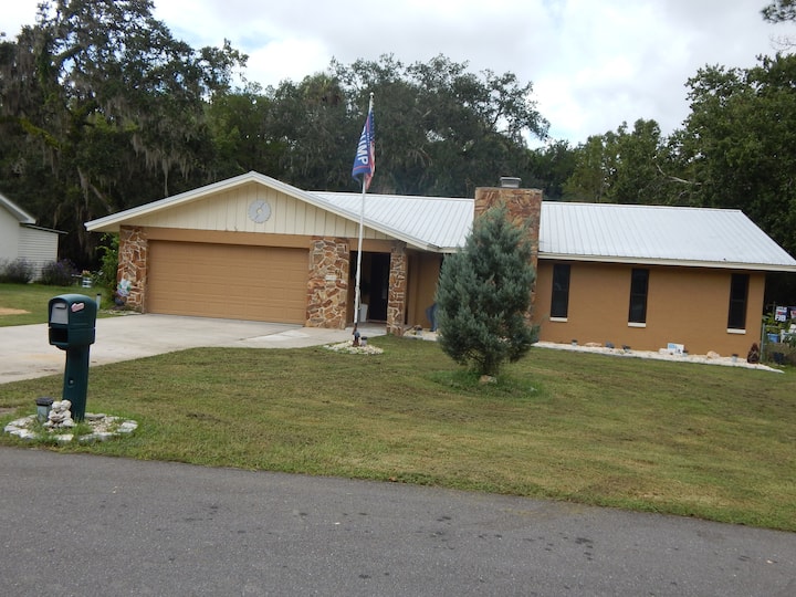 Saltwater Central - Crystal River, FL