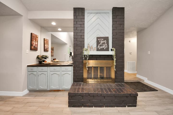 City Light Sanctuary, Pets Welcome - Fort Bend Houston - Houston