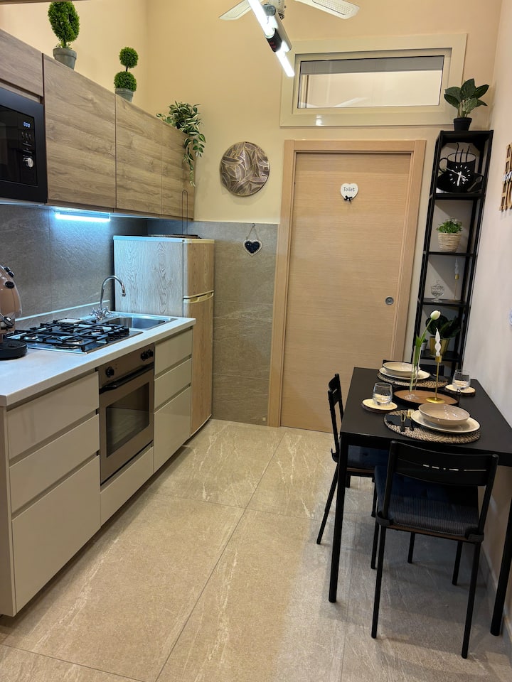 Sette Di Cuori - Napoli