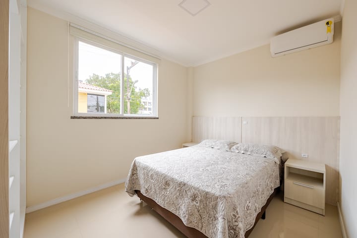 Ap 101 Apartamento Com Piscina Em Bombinhas - Bombinhas