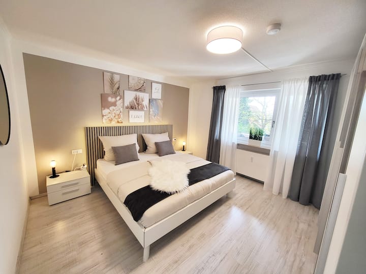 Moderne Ferienwohnung - Friedrichshafen
