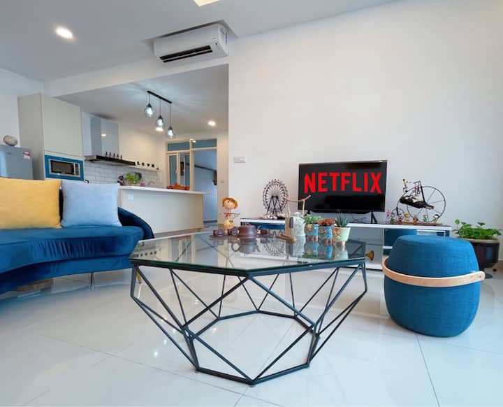 Cozy Mansion | Wi-fi | Netflix - Sungai Buloh