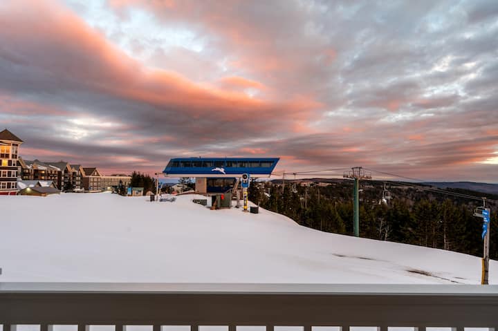 Perfect Location, Stellar Views! Ski-in/ski-out! - Snowshoe, WV