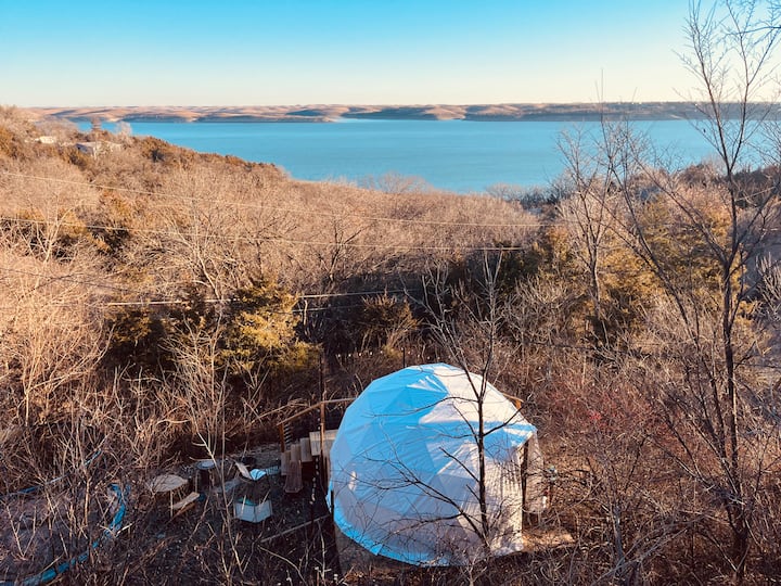 Heated Dome Glampsite, Qbed, Camping, Firepit - Kansas