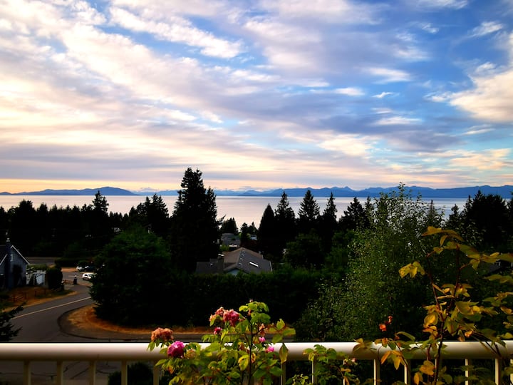 Nanaimo Oceanview Villa - B - Nanaimo