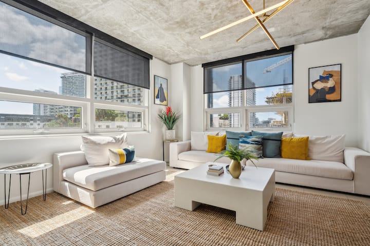 Elegant Midtown Miami Getaway - Miami, FL