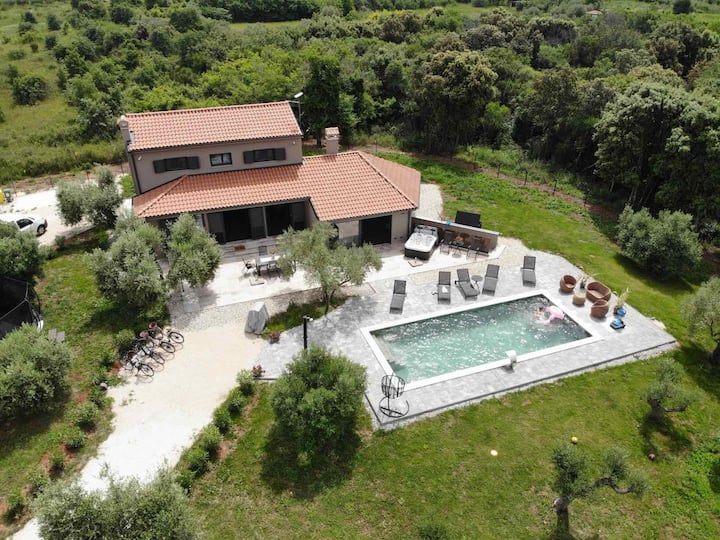 Olive Garden Paradise With Heated Swiming Pool - Rovinj