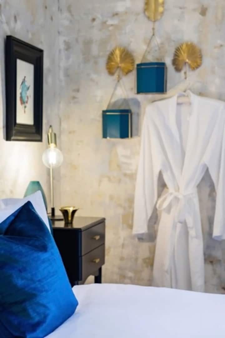 Guest Suite With Private Balcony - Barcelona