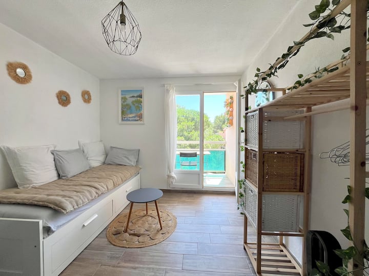 "Le Flo", Proche Plage, Balcon, Idéal 2 Personnes - Bormes-les-Mimosas
