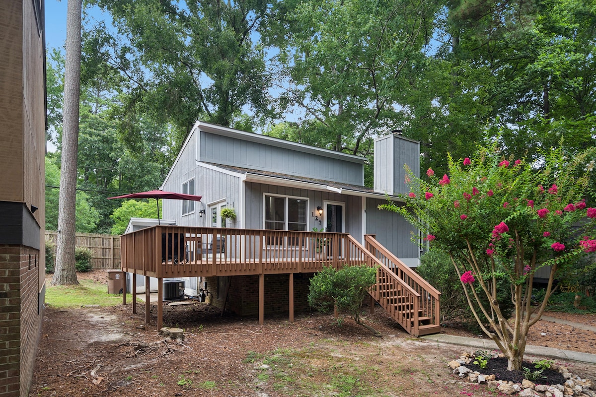 The Cary House-Central Location in Natural Setting - Houses for Rent in ...