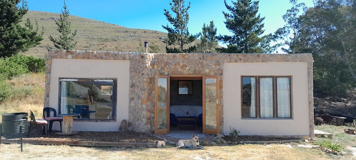 Peaceful Farm Cottage, Organic, Lovely Views. - Joubertina
