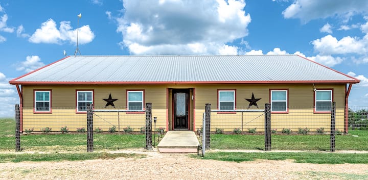 Country Oasis | Pool/hot Tub, Grill & Firepit - San Felipe, TX