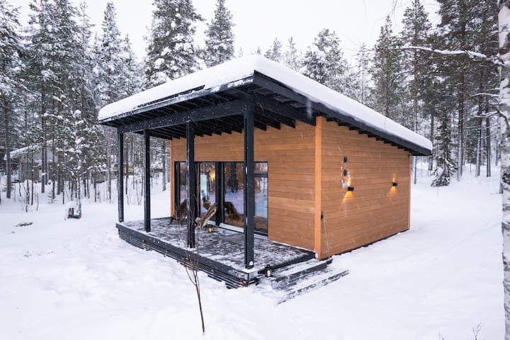 Scandinavian Lakeside Cottage - Rovaniemi