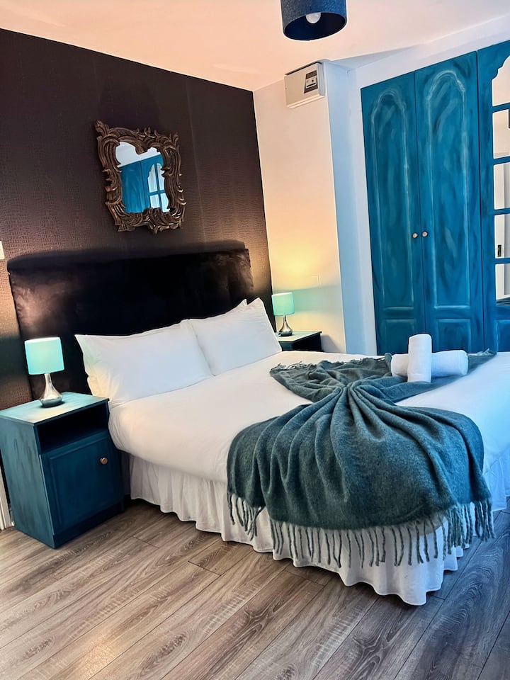 Temple Bar Home For Up To 6 - Dublin