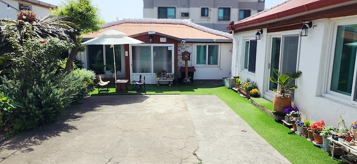 독채 시골집 (큰집+작은집) - Jeju-si