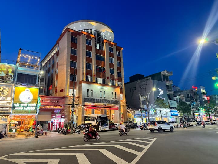 Khách Sạn Hùng Vương-quảng Ngãi - Quang Ngai