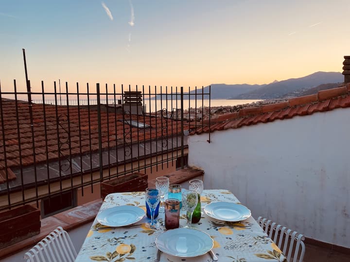 Casa Mare Blu - Stor Terrass Och Enastående Utsikt - Bordighera