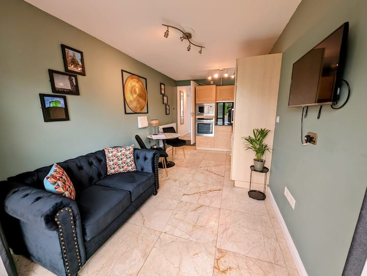 Cosy Flat Close To York City Centre With Parking - York