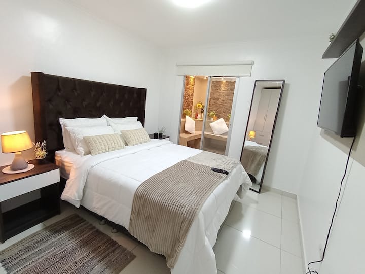 Minidepartamento Con Terraza. - Chiclayo