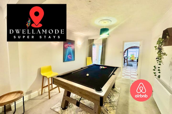 6 Bedroom House-pool Table-contractors,crew,group - Colchester