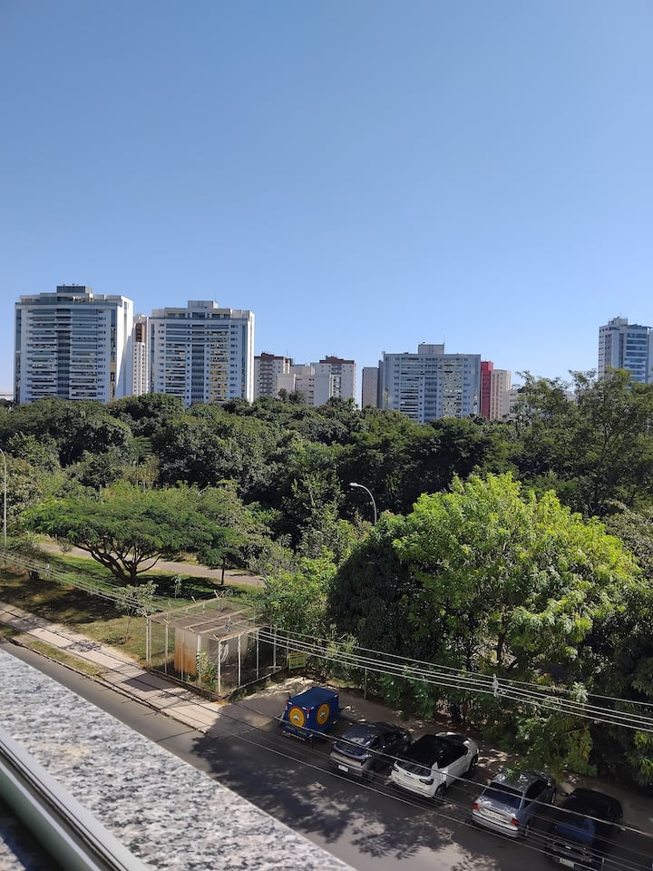 Apto Em ÁGuas Claras, Com Ar E Vista Livre - Taguatinga