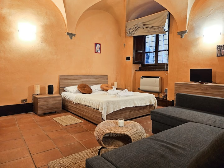 Guesthost - Casa Giovanna Central Studio - Lucca