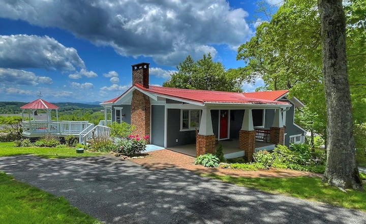 Mountain Cottage: High Peak Haven - Boone, NC