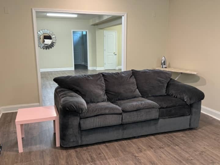 Near Oaks Convention Center - Phoenixville, PA