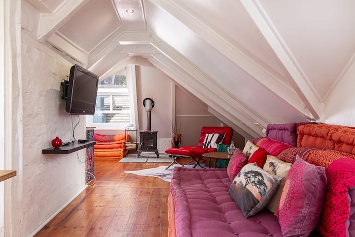 Green House Sunny Loft Apartment - Cape Town