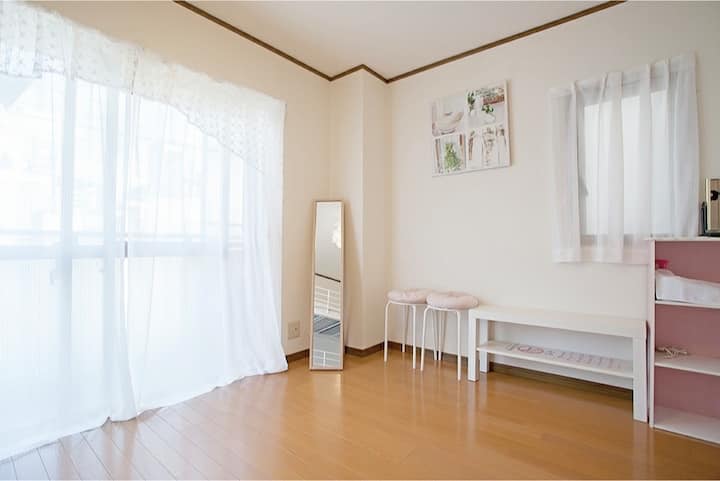 [402] Osaka Gusethouse With Luggage Service - Osaka