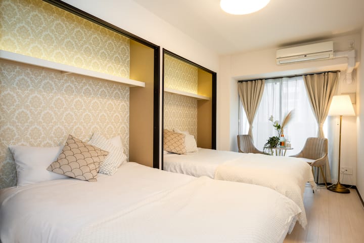 Enjoy Hotel-like Life With Extraordinary Feeling - Osaka