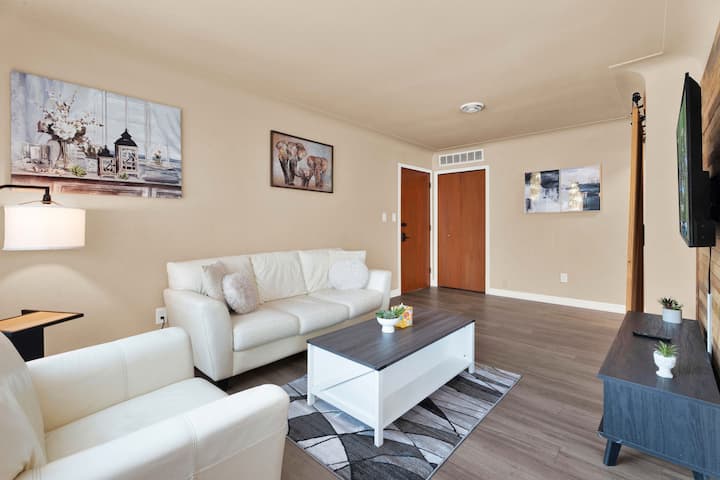 Cozy 1br Lake Retreat | Steps From Stony Creek - Rochester University, Rochester Hills
