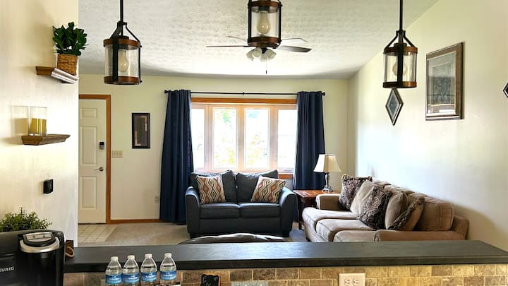 The Sherwood Home:
3br W/garage Use - Carlisle, OH