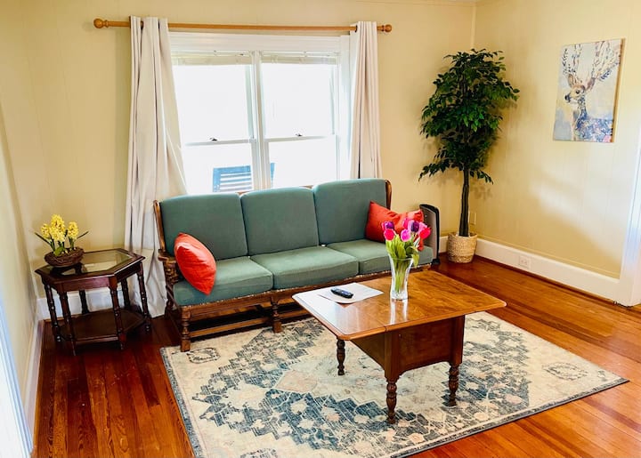 Lovely Farmhouse For Relaxing/remote Work - Warrenton, VA