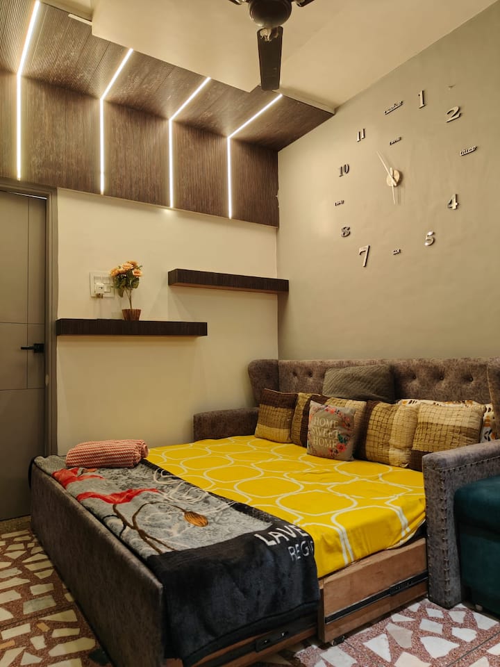 Naari Homestay| 2bhk Nearby Shri Krishna Janmsthan - Mathura