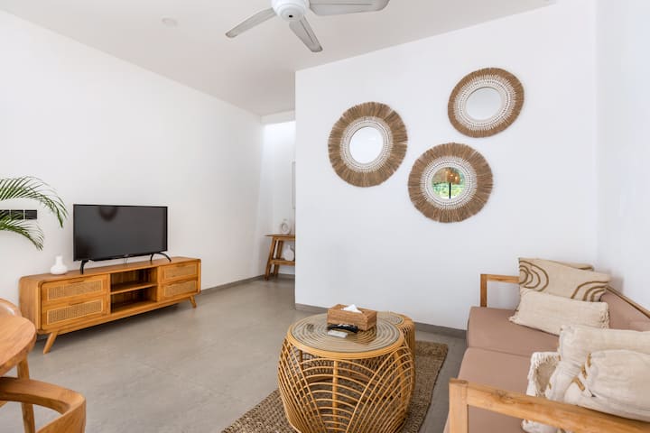 Modern & Bohemian 2br Villa In Pererenan - Indonesië