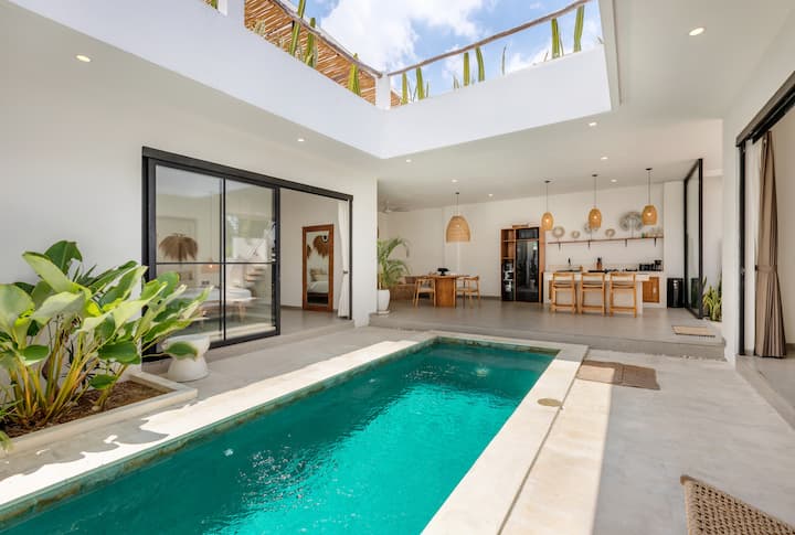Modern & Bohemian 2br Villa In Pererenan - Tabanan