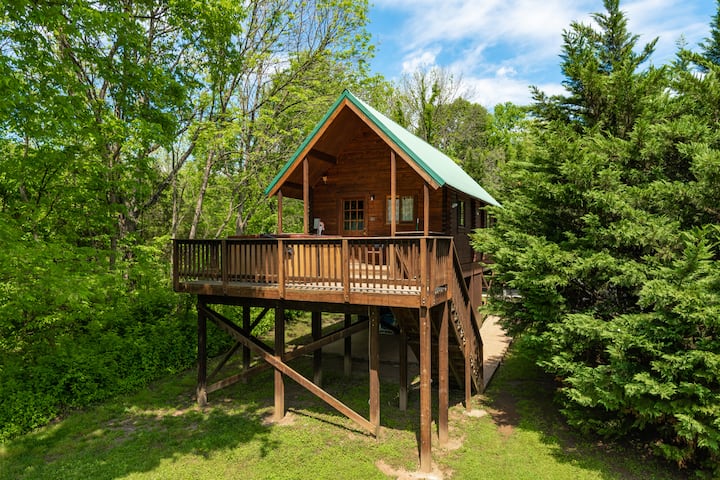 Beautiful River Front Cabin-the Hook - Luray, VA